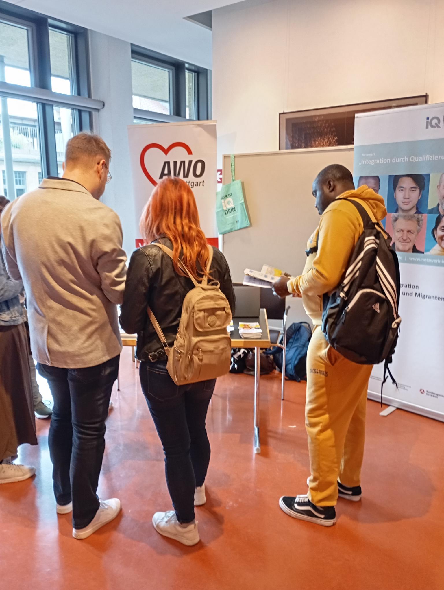 Berufliche Anerkennungs- und Qualifizierungsberatung - Für wen? Für was?